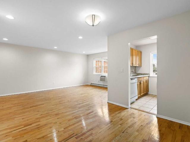 Cliff View Gardens Studio Apartment for Rent at 306E Hackensack St, Wood Ridge, NJ 07075