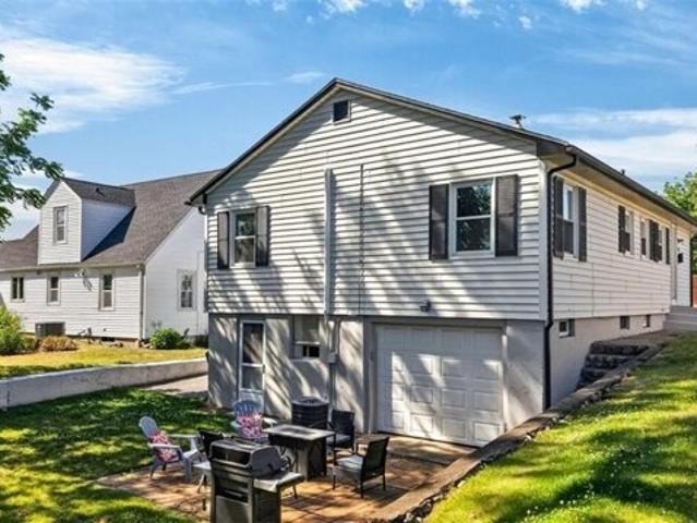 Cliff Ave, Cranston, Home For Sale