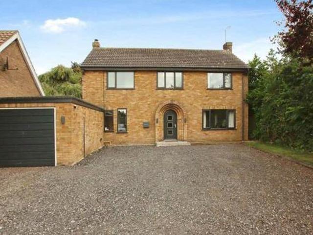 Cliff Avenue, Nettleham, 3 Bedroom Detached