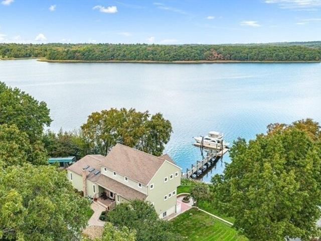 Cliff Dr, Freetown, Home For Sale