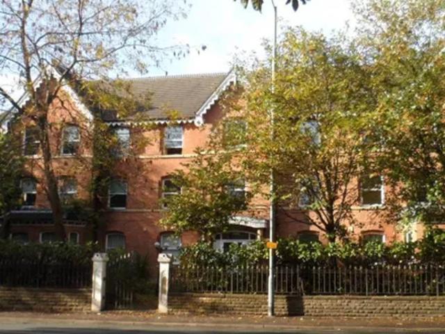 Cliff Grove, Stockport, SK4 4GZ, United Kingdom | 2 bed apartment for rent #167623471 | Rentberry