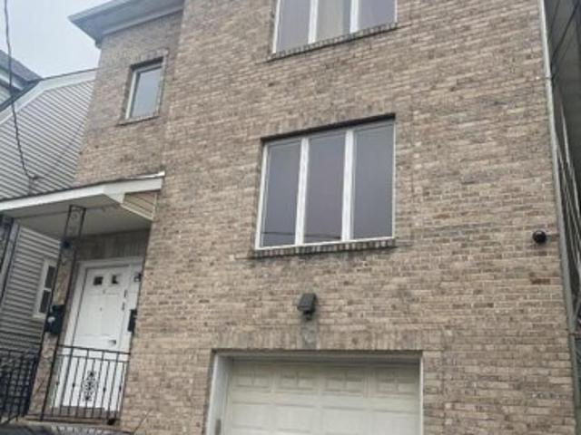 Cliff Hill Pl, Newark, Home For Sale