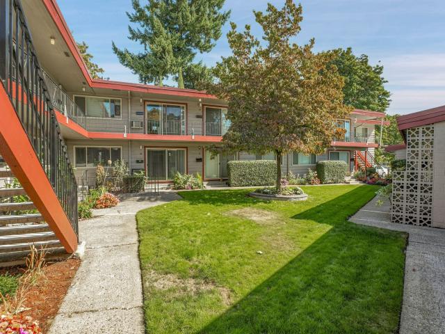 Cliff Manor Apartments