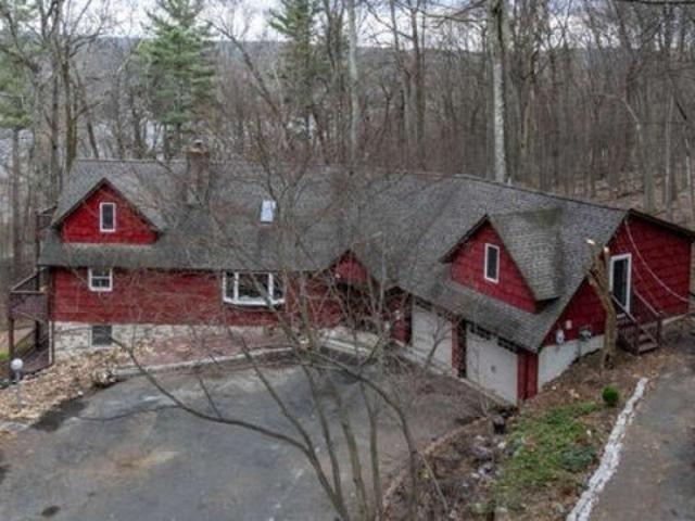 Cliff Rd, West Milford, Home For Sale