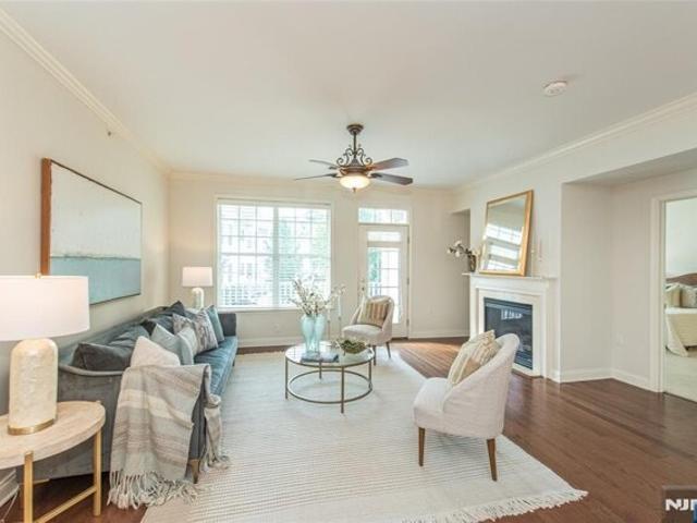 Cliff Rd Apt D, Woodland Park, Condo For Sale