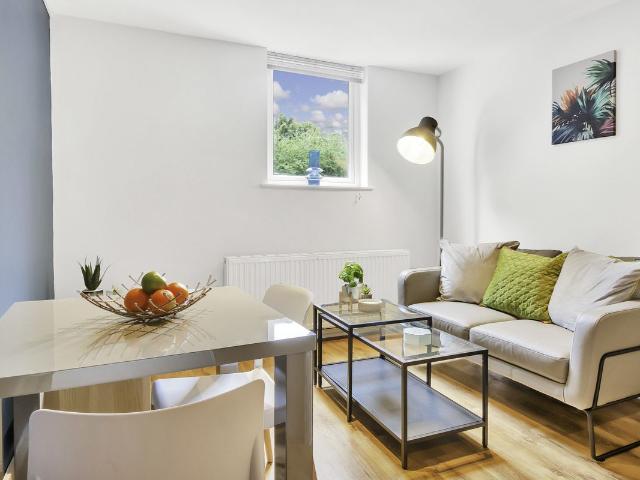 Cliff Road, Leeds LS6, 2 bed shared accommodation to rent, £607 pppm | PrimeLocation