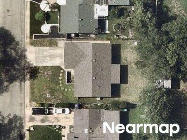 Cliffmont Dr