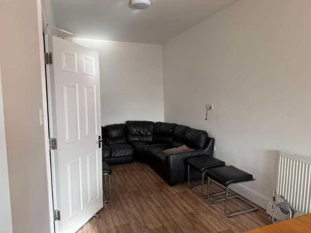 Clifford Street / Student House, NG7