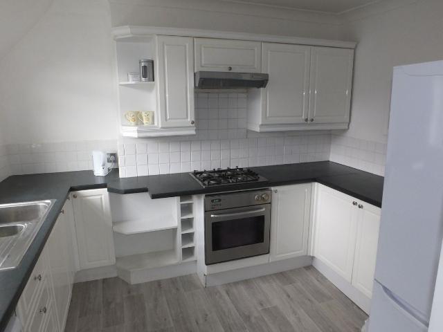 Cliffe High Street, Lewes BN7, 1 bed flat to rent, £1,050 pcm | PrimeLocation