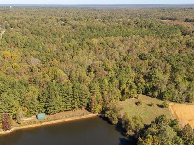 Clifftview Rd, Bolivar, TN 38008