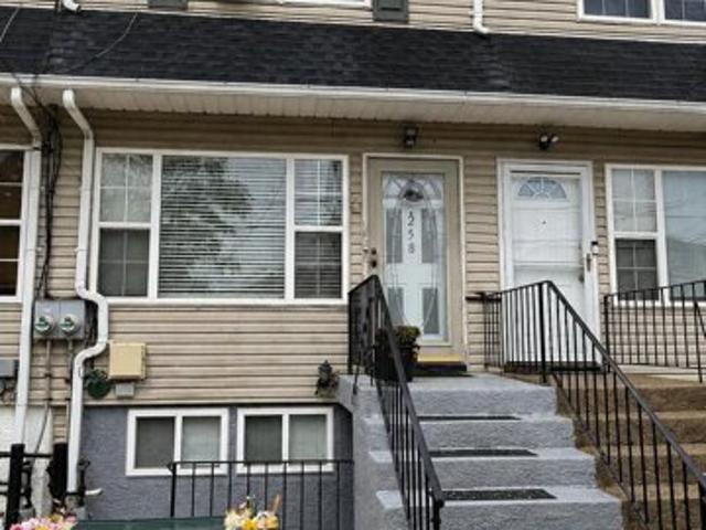 Clifton Ave, Staten Island, Home For Sale