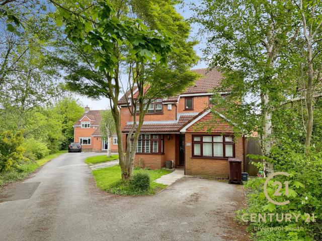 Clifton Avenue, Halewood, Liverpool, L26 Century 21 United Kingdom