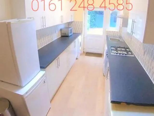 Clifton Avenue, Manchester, M14 6UB, United Kingdom | 5 bed duplex for rent #16539006 | Rentberry