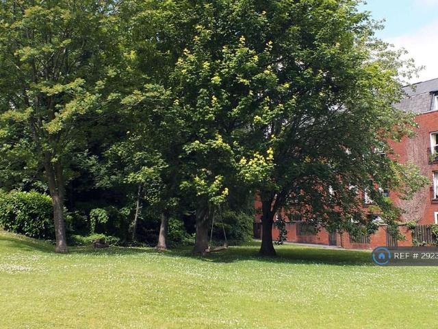 Clifton, Bristol, BS8 2 bed flat to rent £1,580 pcm £365 pw