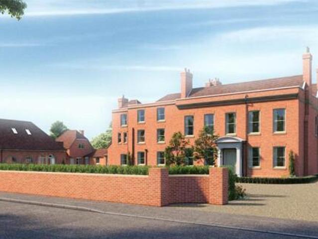 Clifton, Church Street, Shefford, 3 Bedroom Flat