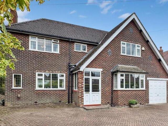 Clifton Drive, Marple, 4 Bedroom Detached