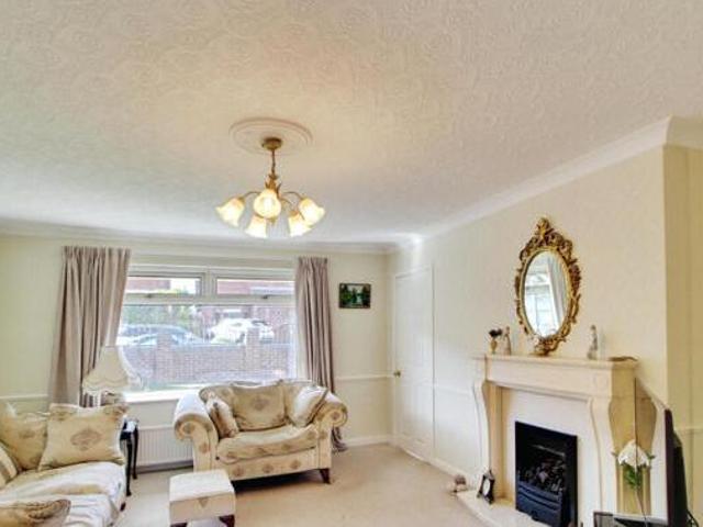 Clifton Drive, Sprotbrough, 3 Bedroom Detached