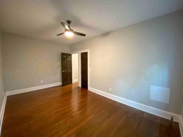 Clifton Lake Apartments Studio Apartment for Rent at 10903 Lake Ave, Cleveland, OH 44102 Edgewater