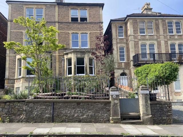 Clifton Park Road, Bristol, BS8 4 bed house to rent £3,500 pcm £808 pw
