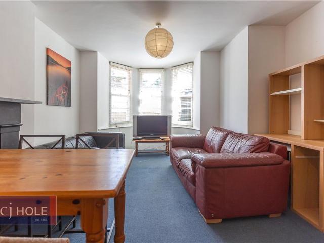 Clifton Park Road, Bristol BS8 2 bed apartment to rent £1,700 pcm £392 pw