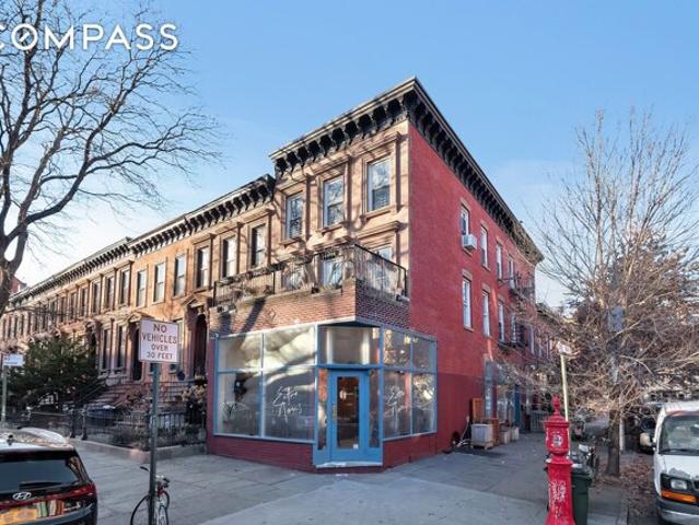 Clifton Pl, Brooklyn, Home For Sale