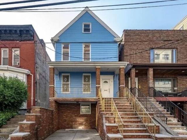 Clifton Pl, Jersey City, Home For Sale
