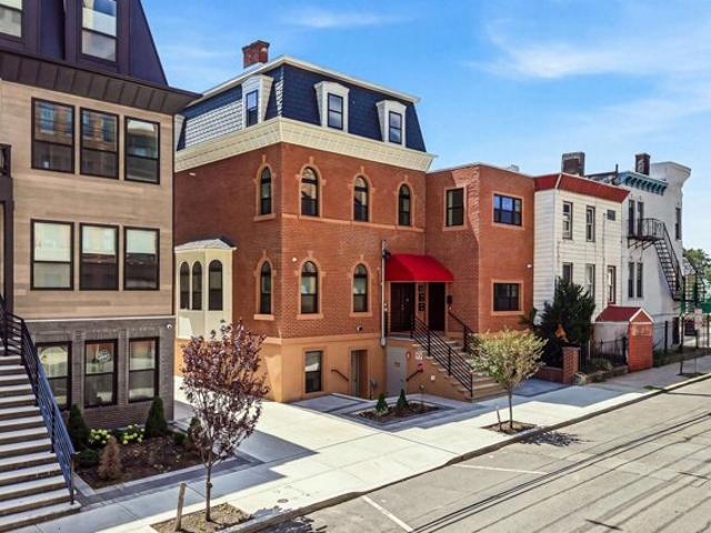 Clifton Pl Unit,jersey City, Condo For Sale