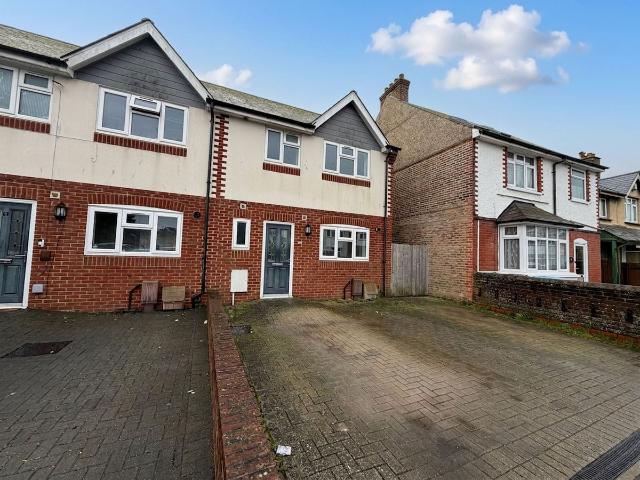 Clifton Road, Bognor Regis PO21, 3 bed terraced house to rent, £1,750 pcm | PrimeLocation