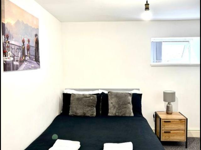 Clifton Road, Liverpool L6, 2 bed flat to rent, £885 pcm | PrimeLocation