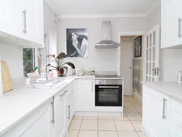 Clifton Terrace, Brighton BN1, 2 bed flat to rent, £1,850 pcm | PrimeLocation