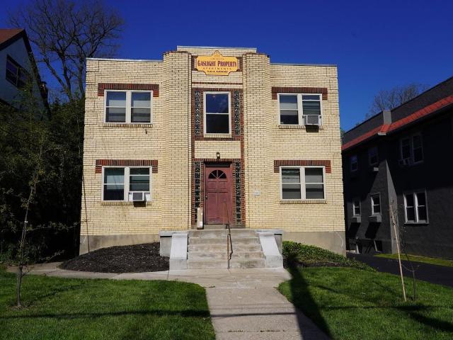 Clifton 3025 Studio Apartment for Rent at 3025 Clifton Ave, Cincinnati, OH 45220 The Heights