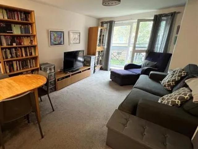 Cline Road, London, London, N11 | Room for rent #166400076 | Rentberry