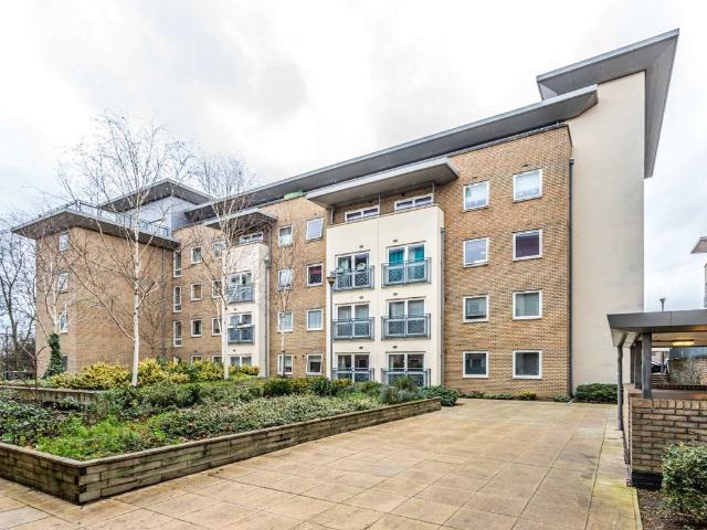 Cline Road, London N11, 1 bed flat to rent, £1,595 pcm | PrimeLocation