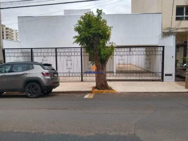 Clinica | recepção | 4 salas | 2 banheiros | 4 vagas | ótima localização