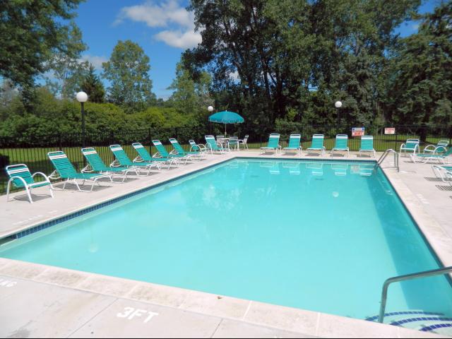 Clinton Manor Apartments 2 Bedroom Apartment for Rent at 24666 Katherine Ct, Mount Clemens, MI 48045 Harrison Township