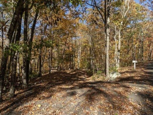 Clinton CT 06413 103124549