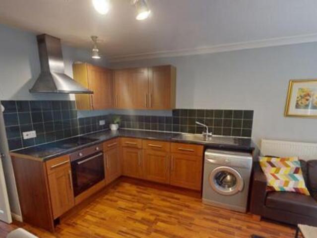Clinton Court, Nottingham, 3 Bedroom Town