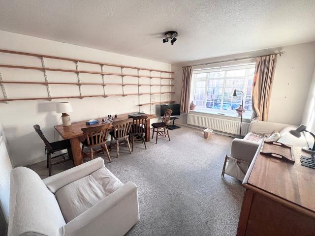 Clinton Court, Nottingham NG1, 3 bed terraced house to rent, £1,000 pcm | PrimeLocation