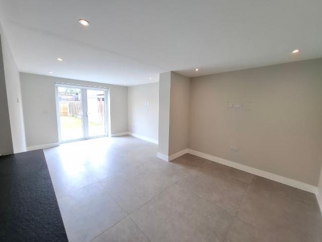 Clinton End, Hemel Hempstead HP2, 3 bed property to rent, £2,100 pcm | PrimeLocation