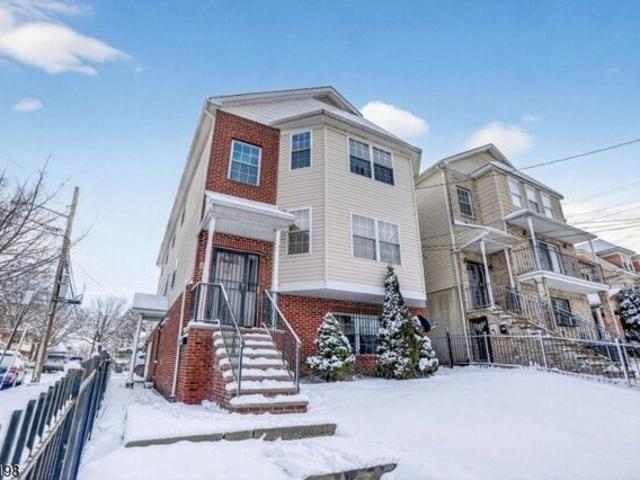Clinton Pl, Newark, Home For Sale