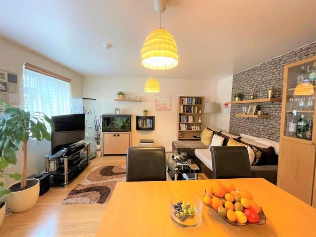 Clinton Road, N15 1 bed flat to rent £1,600 pcm £369 pw