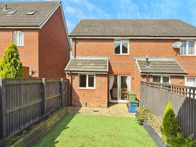 Clipson Crest, Barton upon humber, 3 Bedroom Semi detached