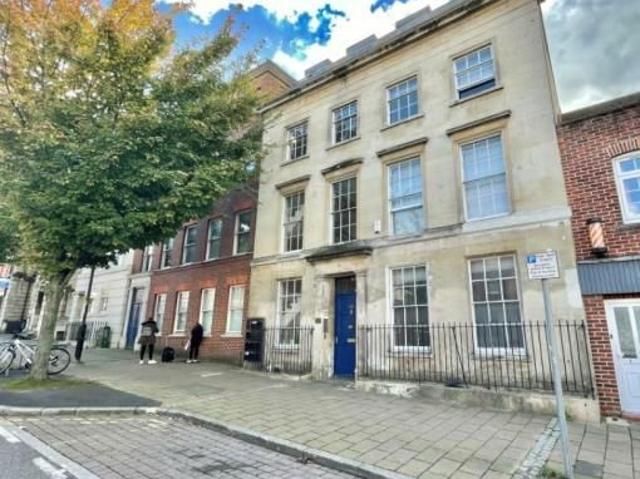 Clipper House, Flat 10, London Street, Reading RG1, 2 bed flat to rent, £1,600 pcm | PrimeLocation