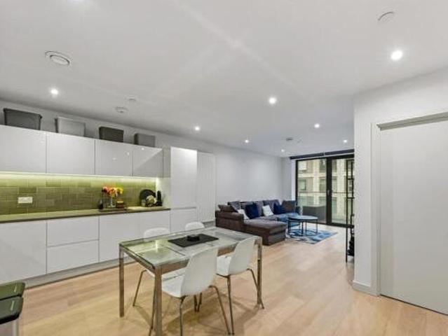Clipper Street, London, 2 Bedroom Flat
