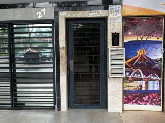 CLRN 711 APTO PARA VENDA