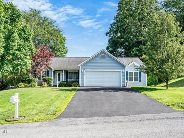 Clute Crest Ln, Niskayuna, Home For Sale