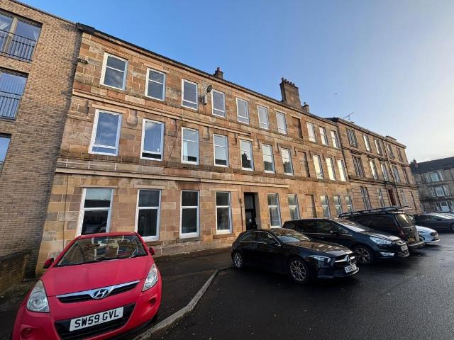 Clutha Street, Glasgow City Centre. 3 bed flat to rent £1,275 pcm £294 pw