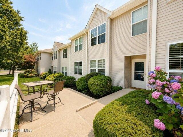 Club Dr, Wall, Condo For Sale