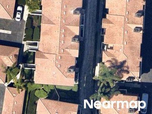 Clubhouse Dr Apt