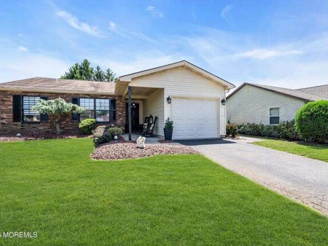 Clubhouse Ln, Marlboro, Home For Sale